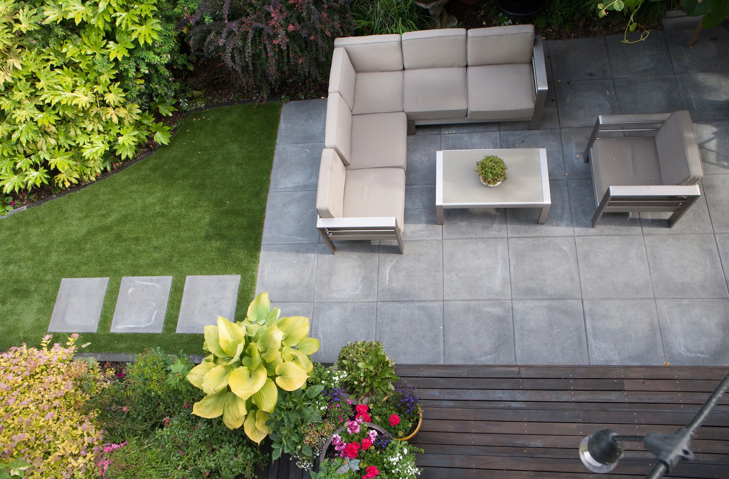 Custom Pavers & Design - Home