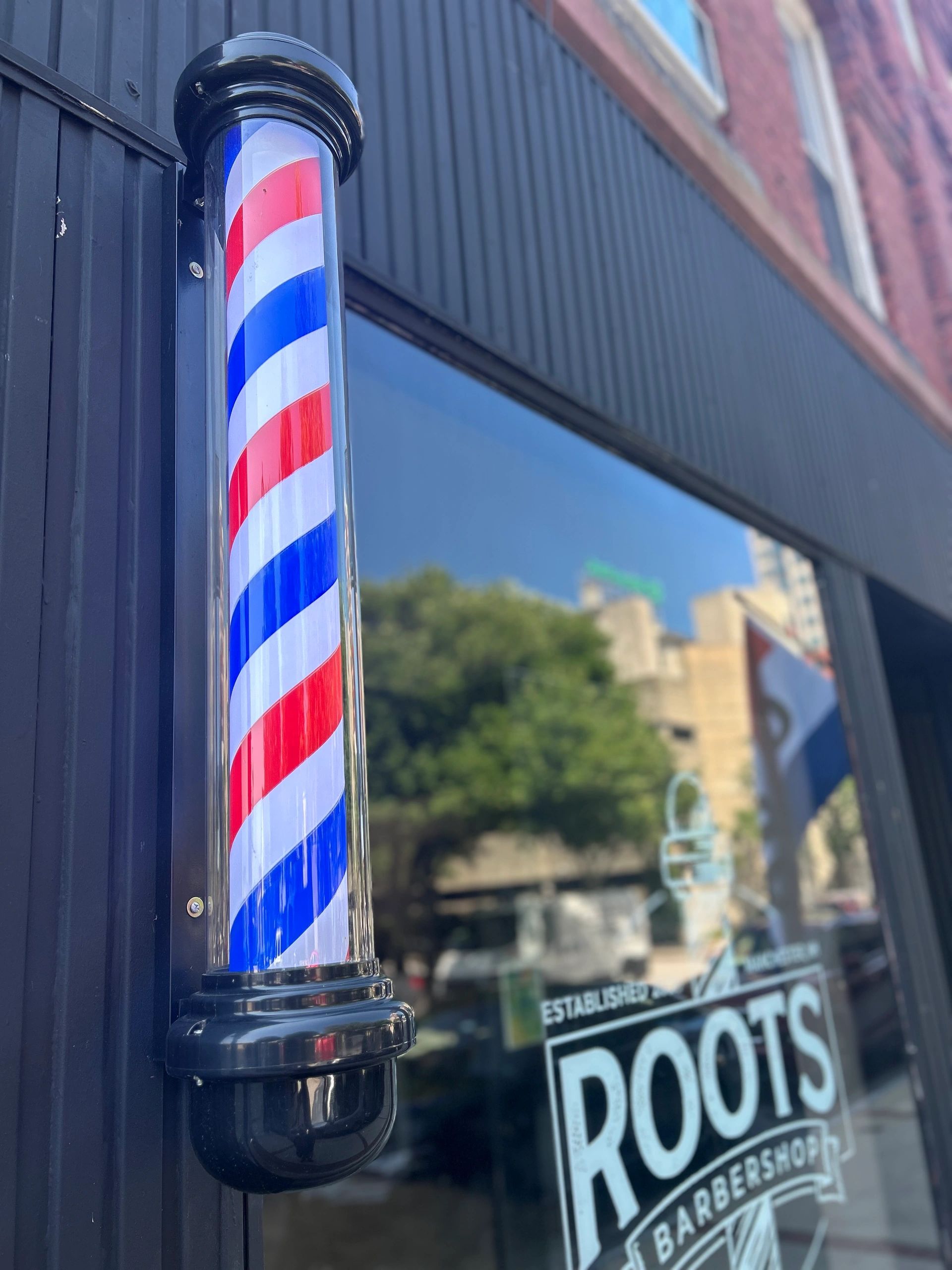 Home| Roots Barber Shop NH