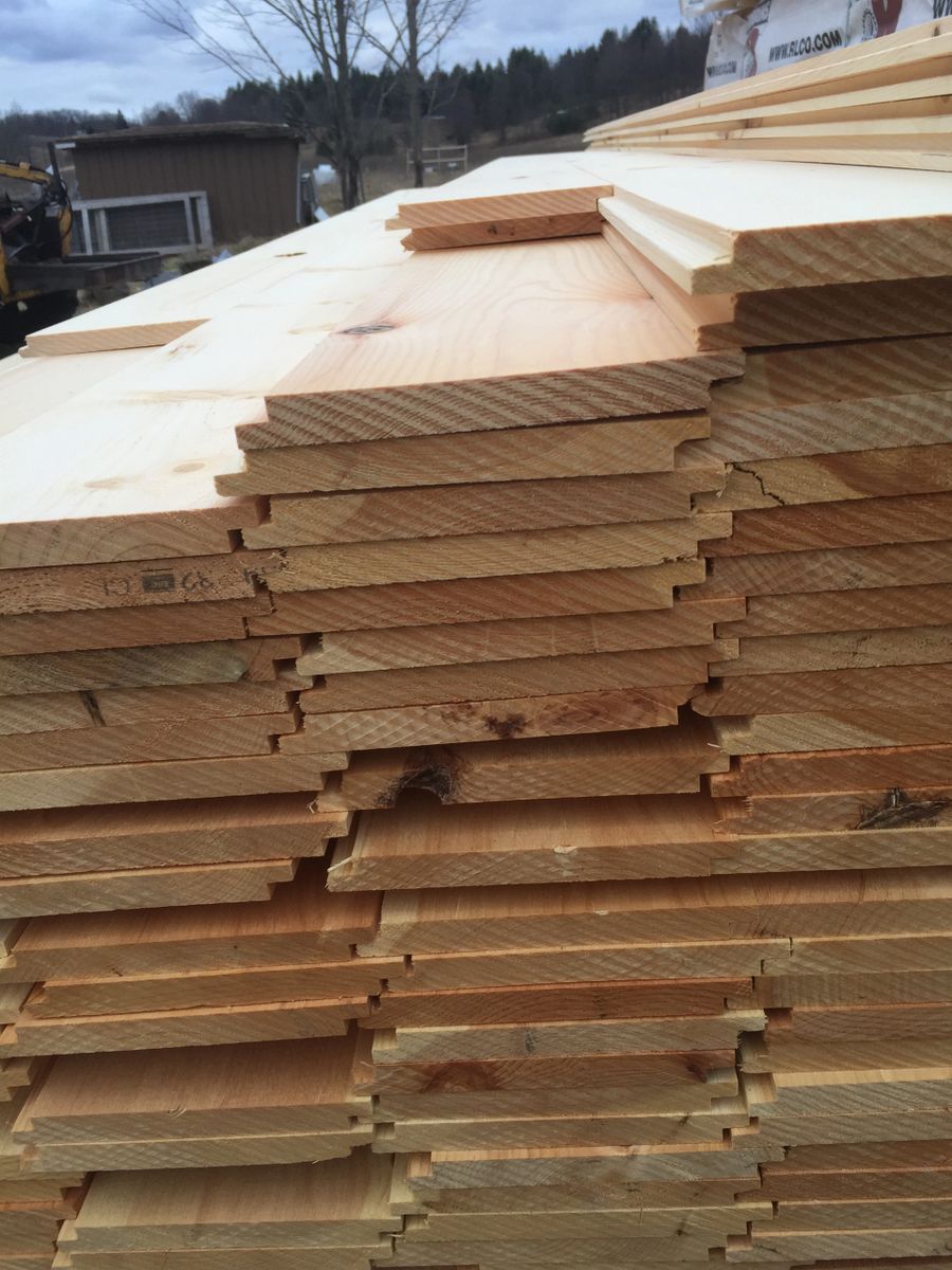 1X8 Shiplap Cabin Grade