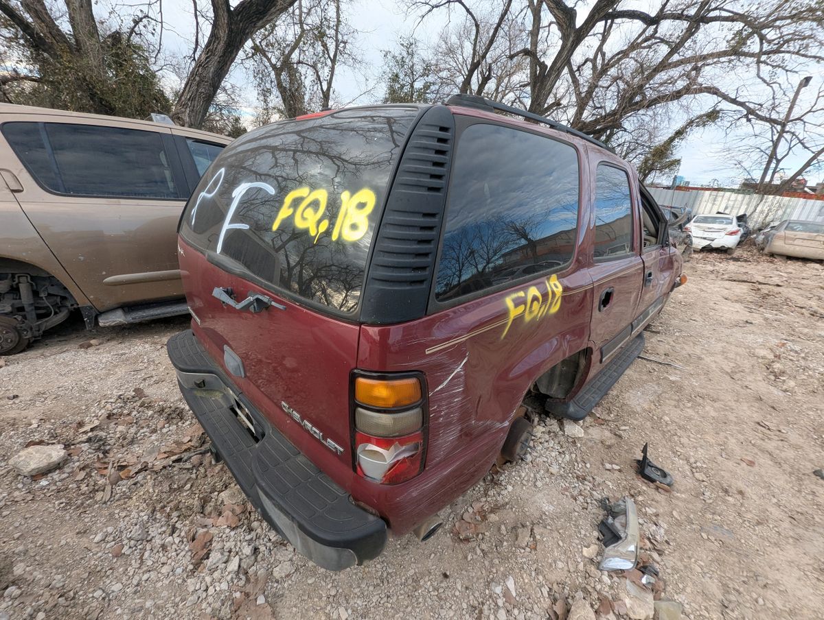 2004 Chevrolet Tahoe - PARTING OUT - Q-18 - STK#F33878