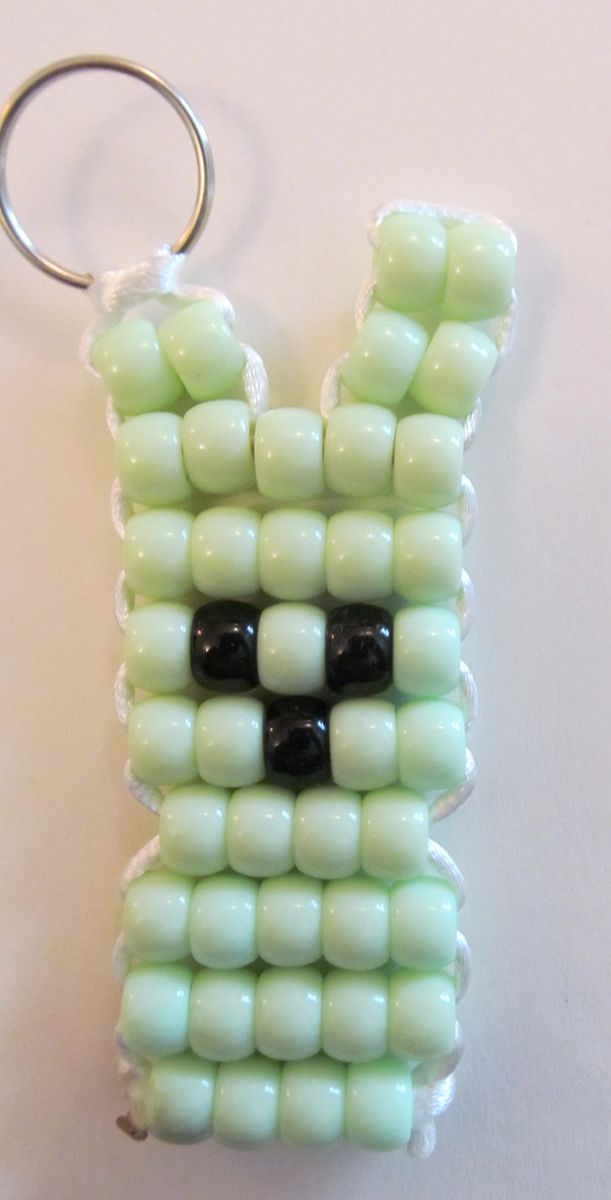 Green Pony Bead Peep Keyring Item #5412025