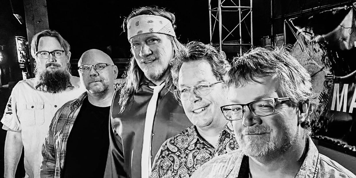 Cover Band, Band, Live Music - The Time Machine - Appleton, Wisconsin