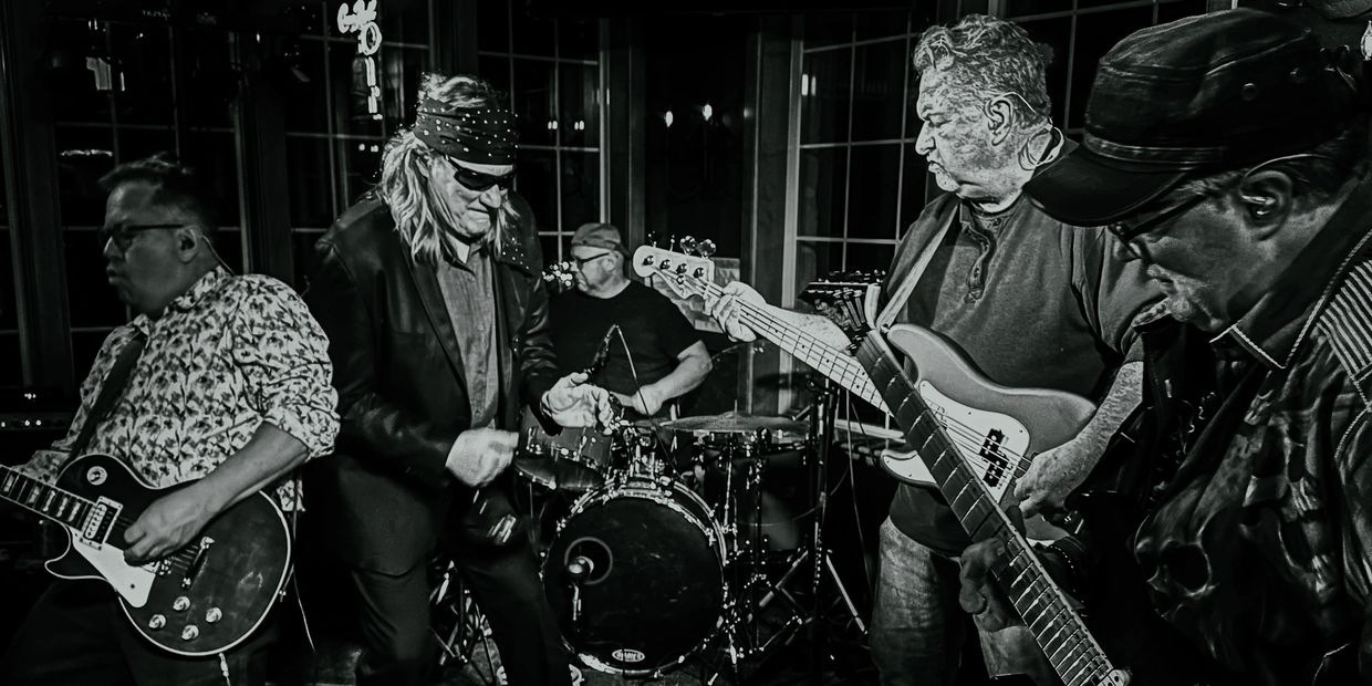 Cover Band, Band, Live Music - The Time Machine - Appleton, Wisconsin