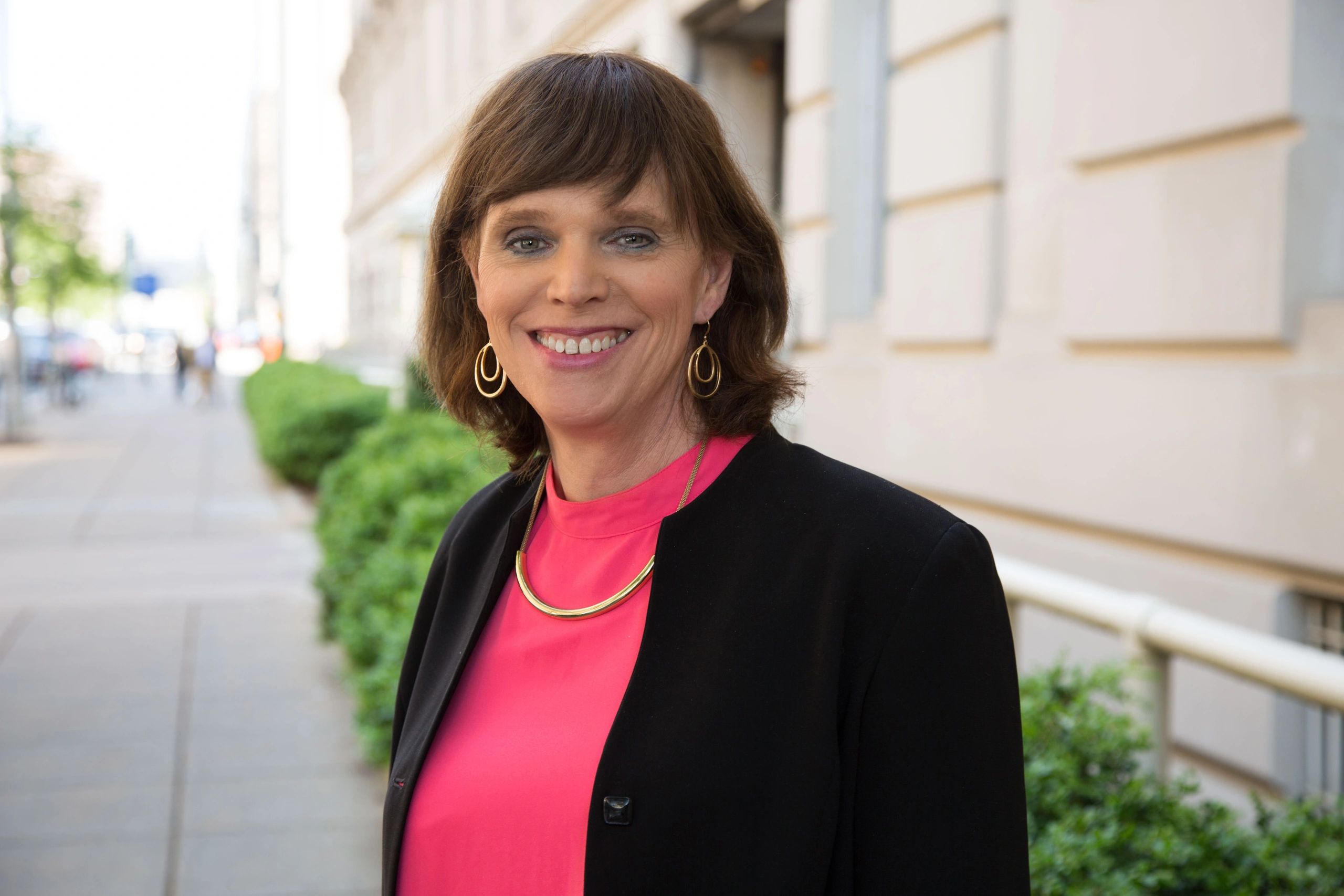 Ann Murdoch - Public Speaker, Workshops, Motivational Speakers