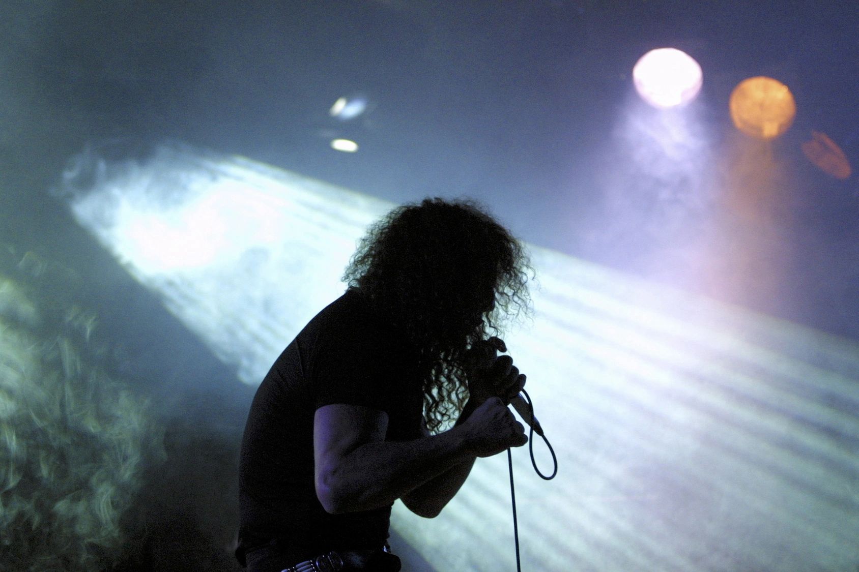 Rockstar Haircuts Through the Decades: Timeless Styles That Still