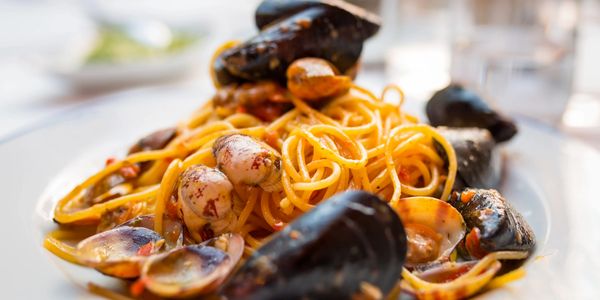 Captains Catch seafood restaurant in Boynton Beach, Florida