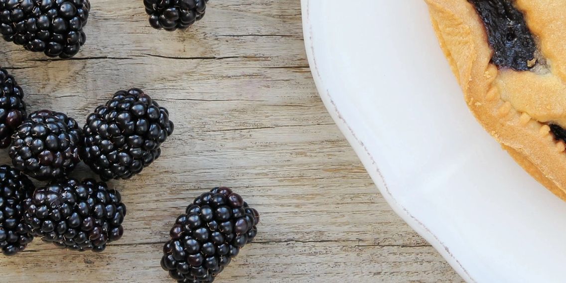 The Gourmet Cobbler Factory - Cobbler, Pies