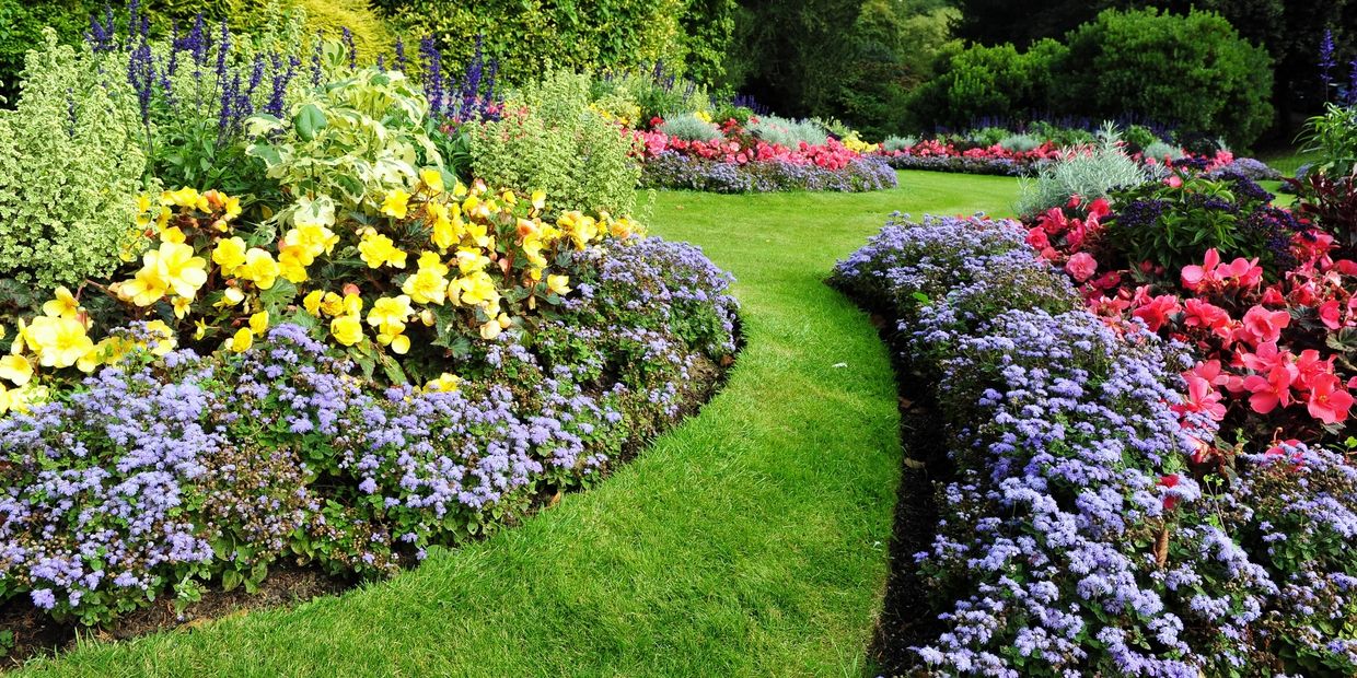 Earth Works Landscaping and Nursery - Landscaping, Garden Center