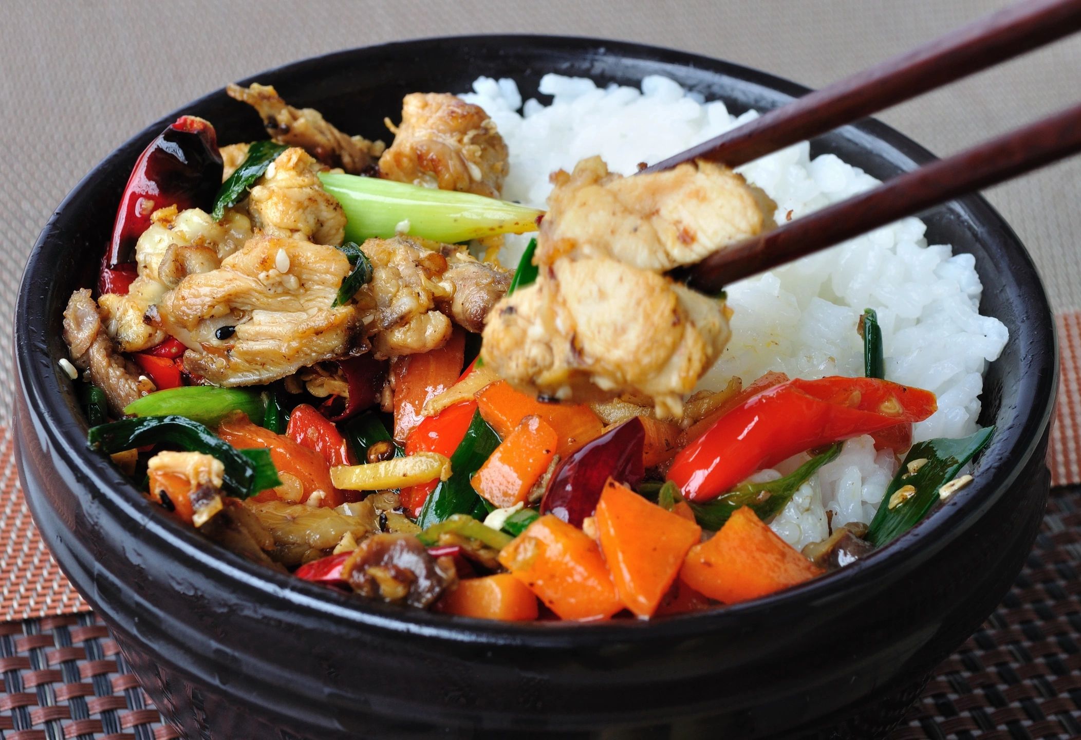 Hong Kong Wok N Grill - Chinese, Restaurant