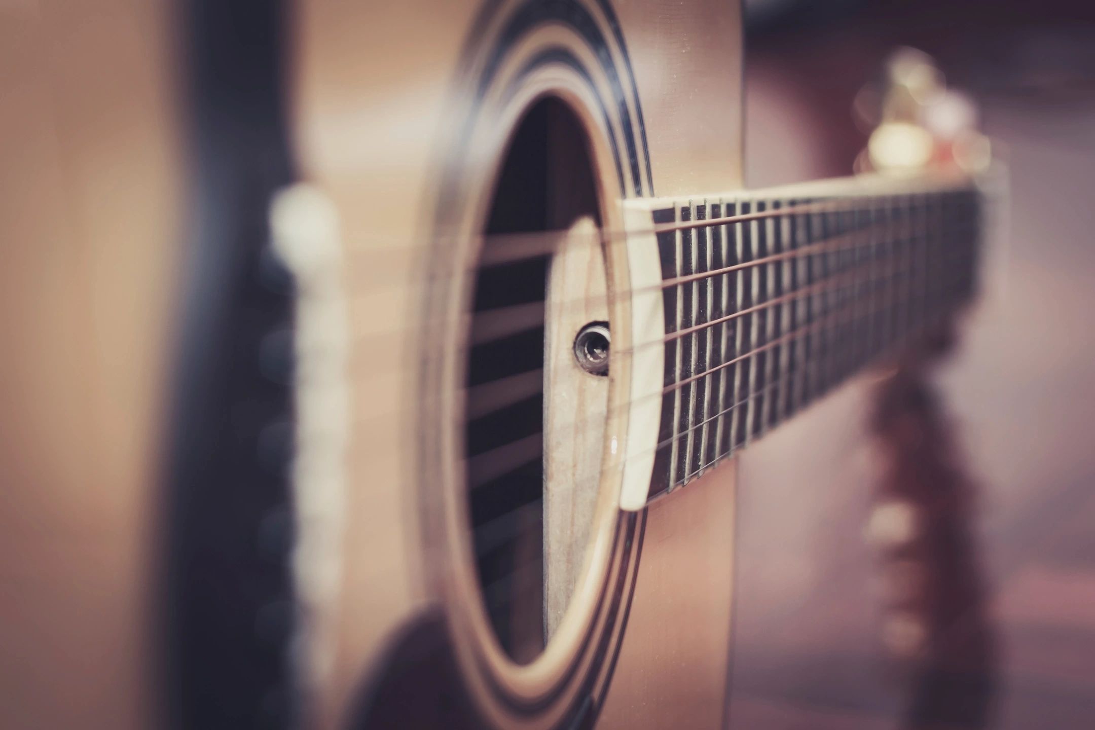 Broken Strings Guitar Club