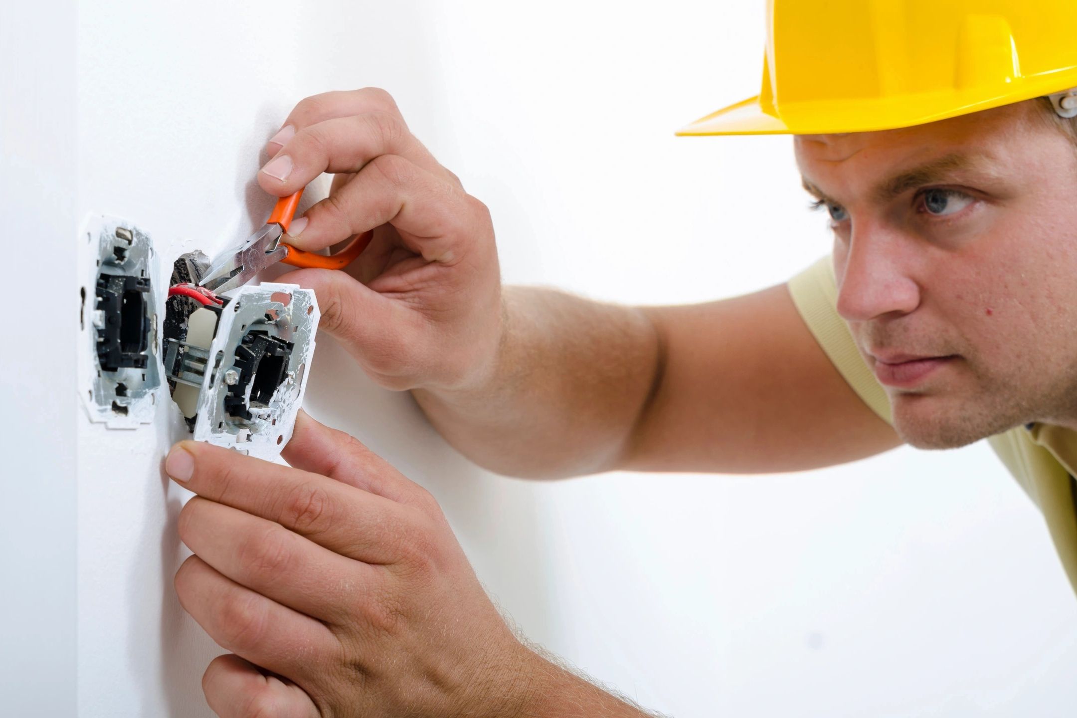 Electrician Amsterdam - Socket Electrician, Electrician Amsterdam