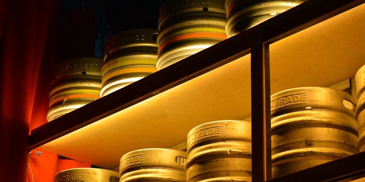 Mobile Bar - Rolling Taps Beer Coe