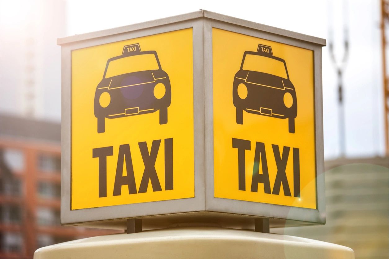 How to Locate the Most Reliable Taxi Service Providers in Yeovil